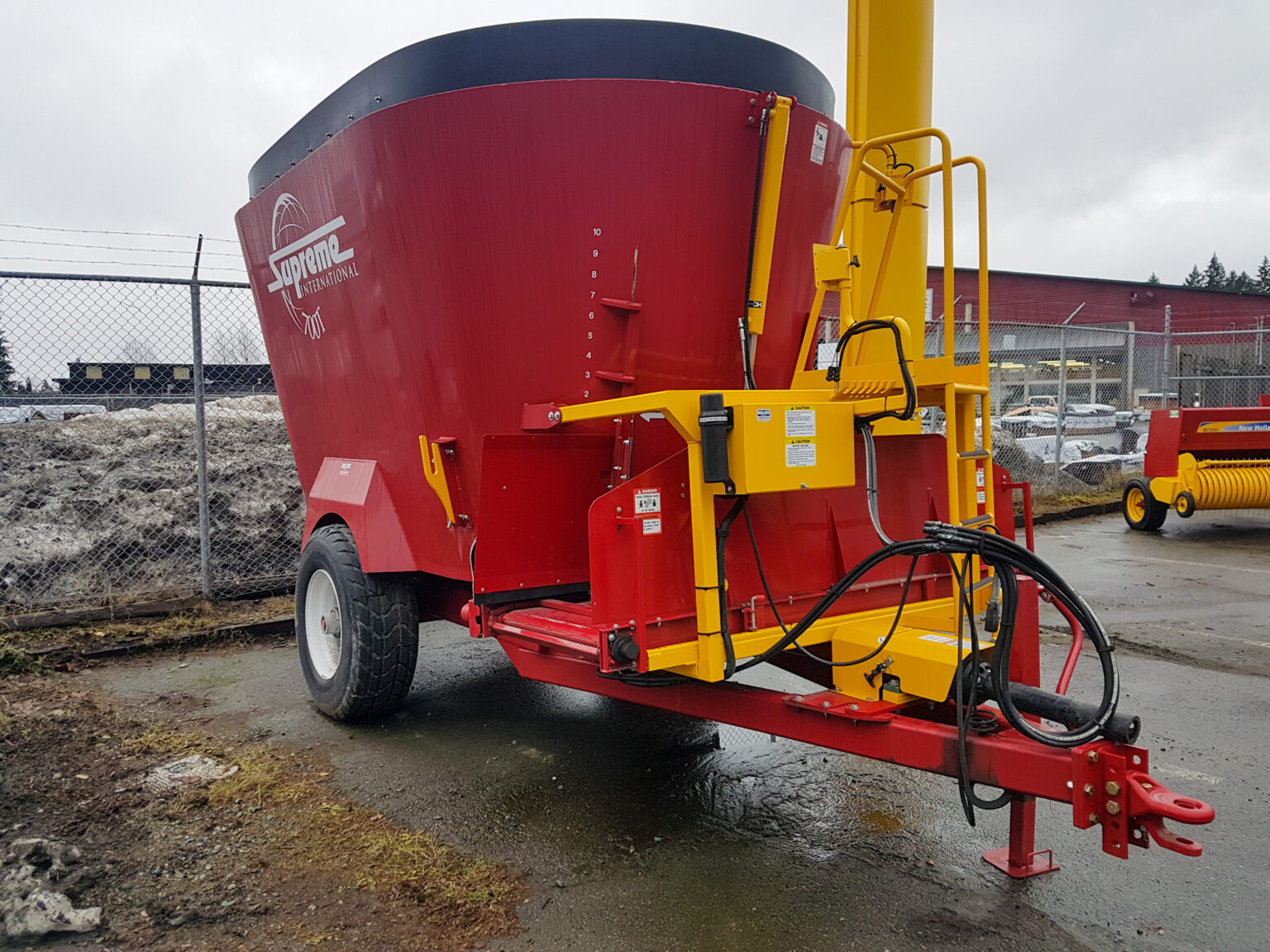 Mixer Wagons | Rollins Machinery