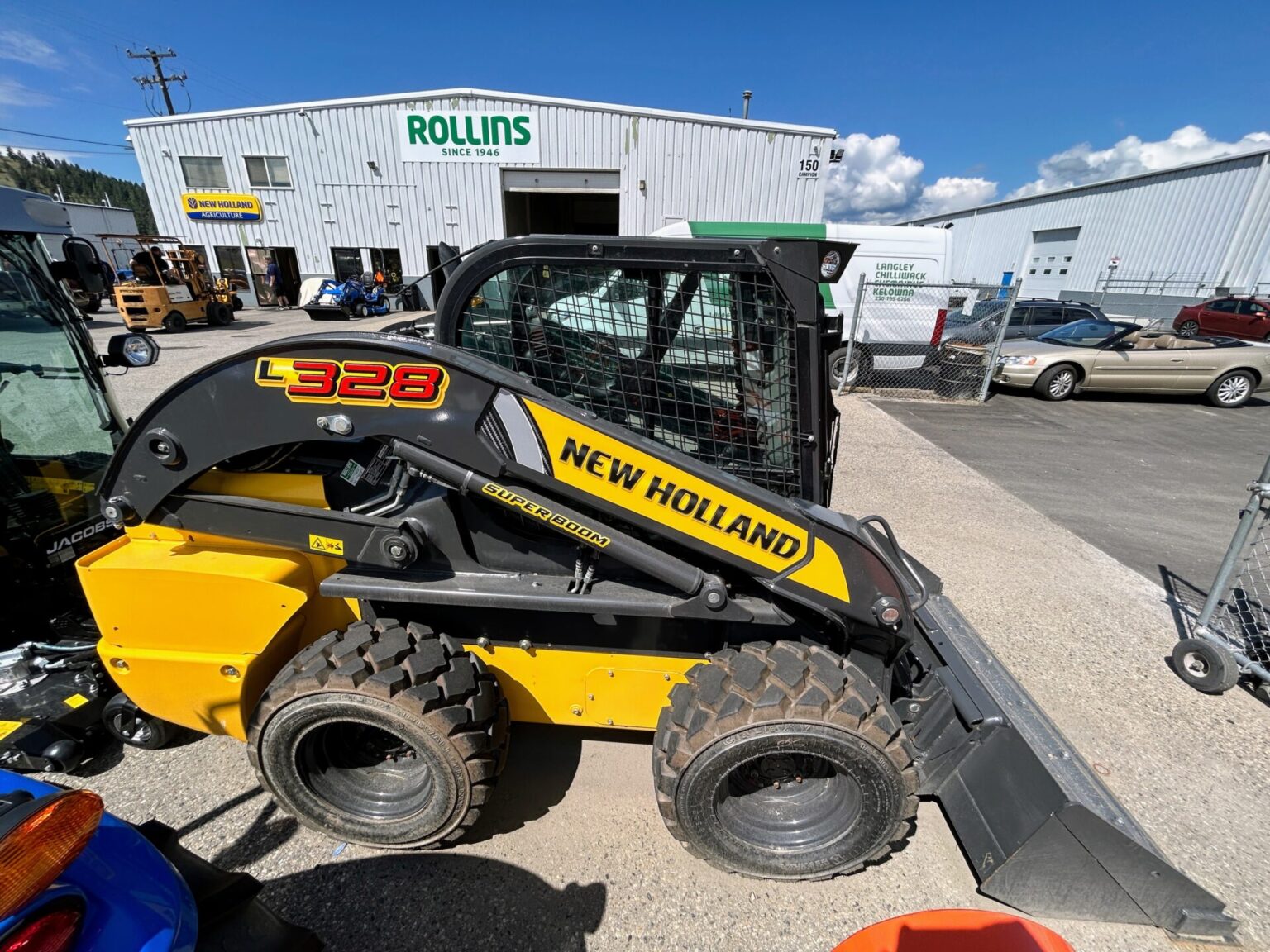 New Holland L328 Skid Steer | Heavy Duty Equipment Supplier in BC