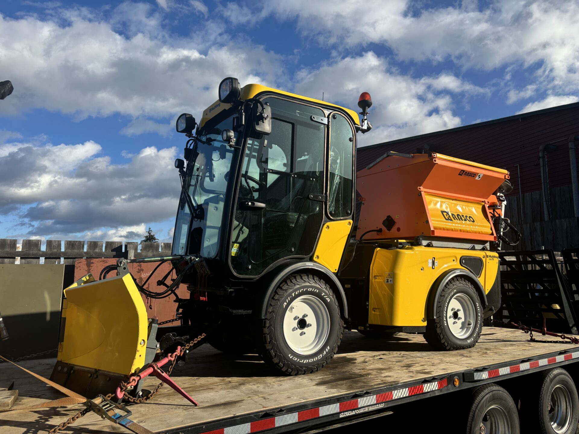Multihog CX 75 MK II | Heavy Duty Equipment Supplier in BC